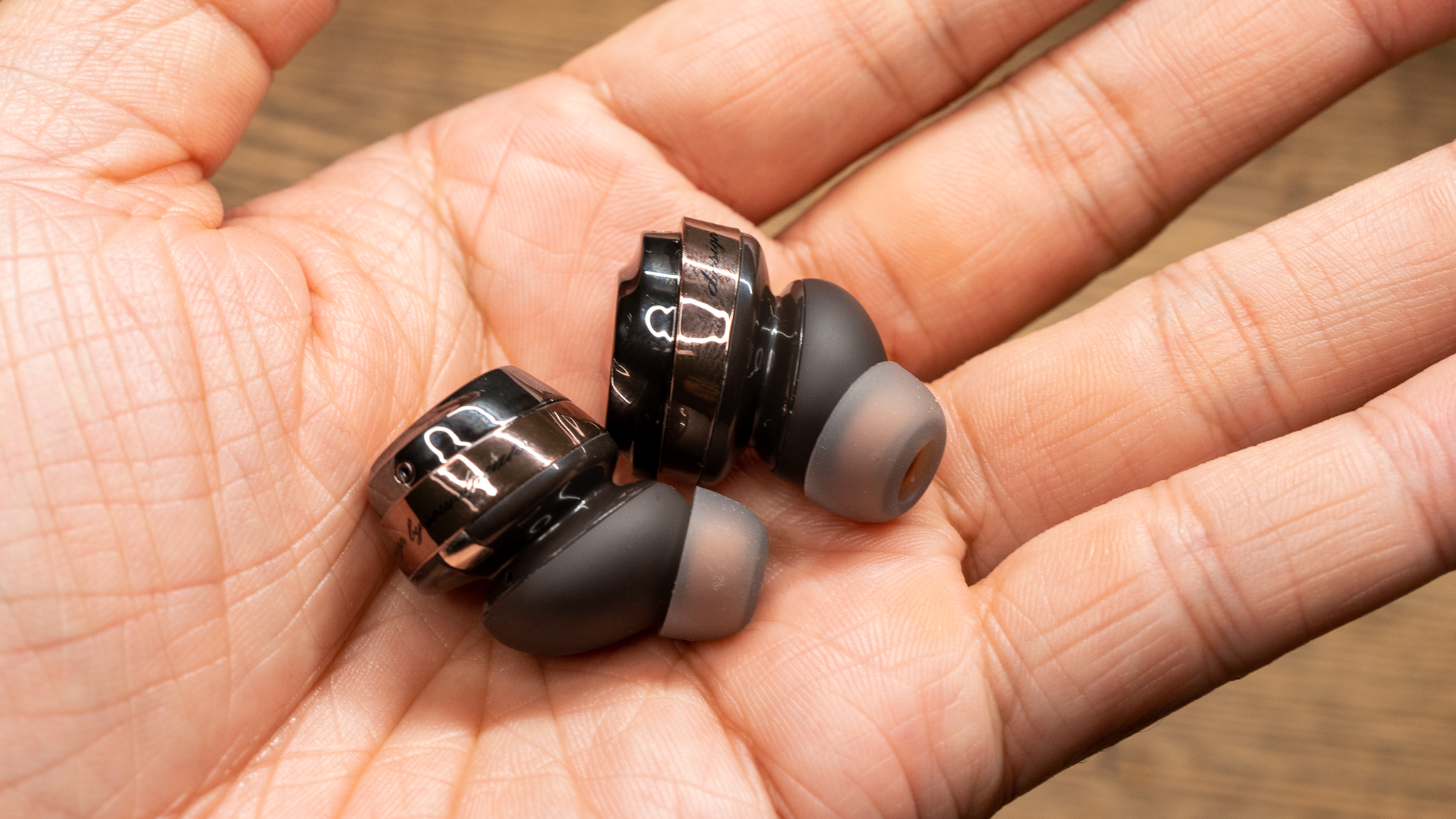 SOUNDPEATS Opera 03レビュー：コスパ最強。1万円台でワンランク上の音質なワイヤレスイヤホン – 旅行好きの大阪人ブログ